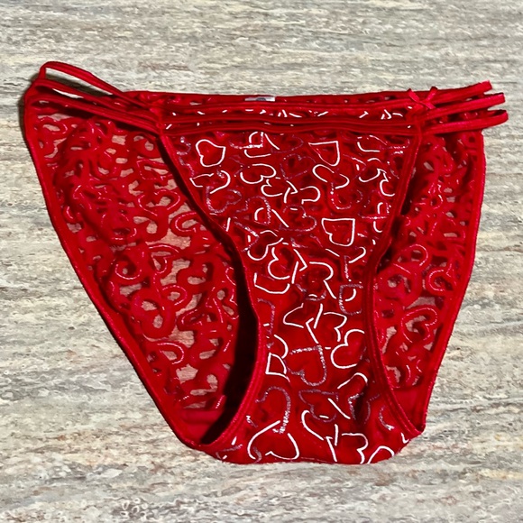 Enchanted | Intimates & Sleepwear | Nwot Enchanted Red And White Heart ...